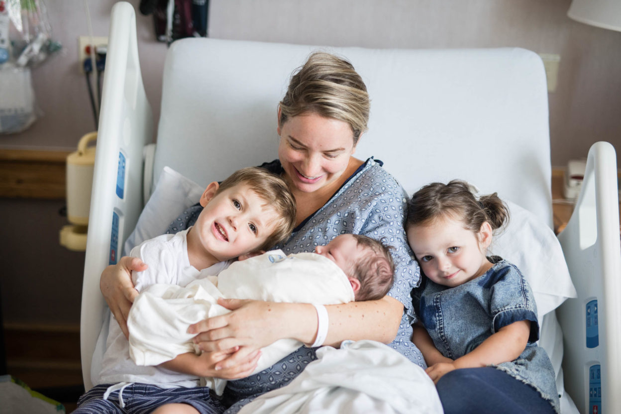 Tips for Introducing new sibling at the hospital | Elisabeth McKnight