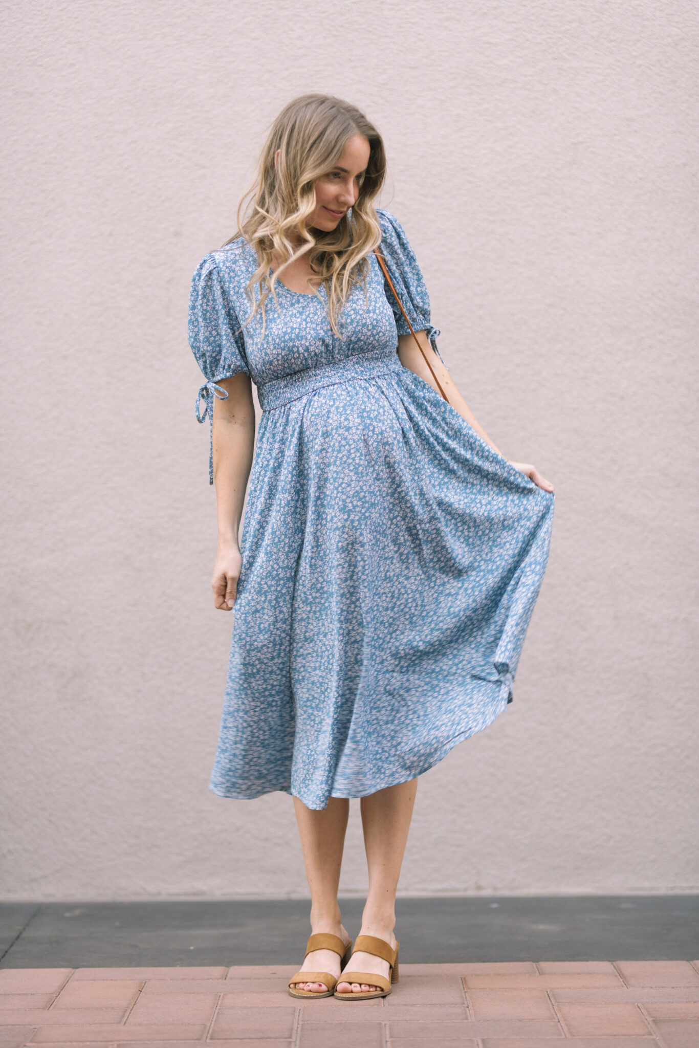 22 Places for Blue Maternity Dresses [2024] and 15 Gorgeous ones ...